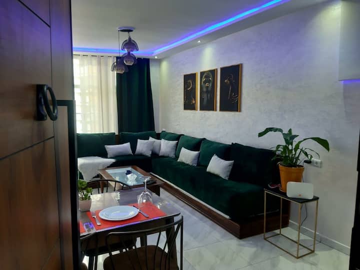 Apartment With Air Conditioning, 150m From Marina. - Tangier