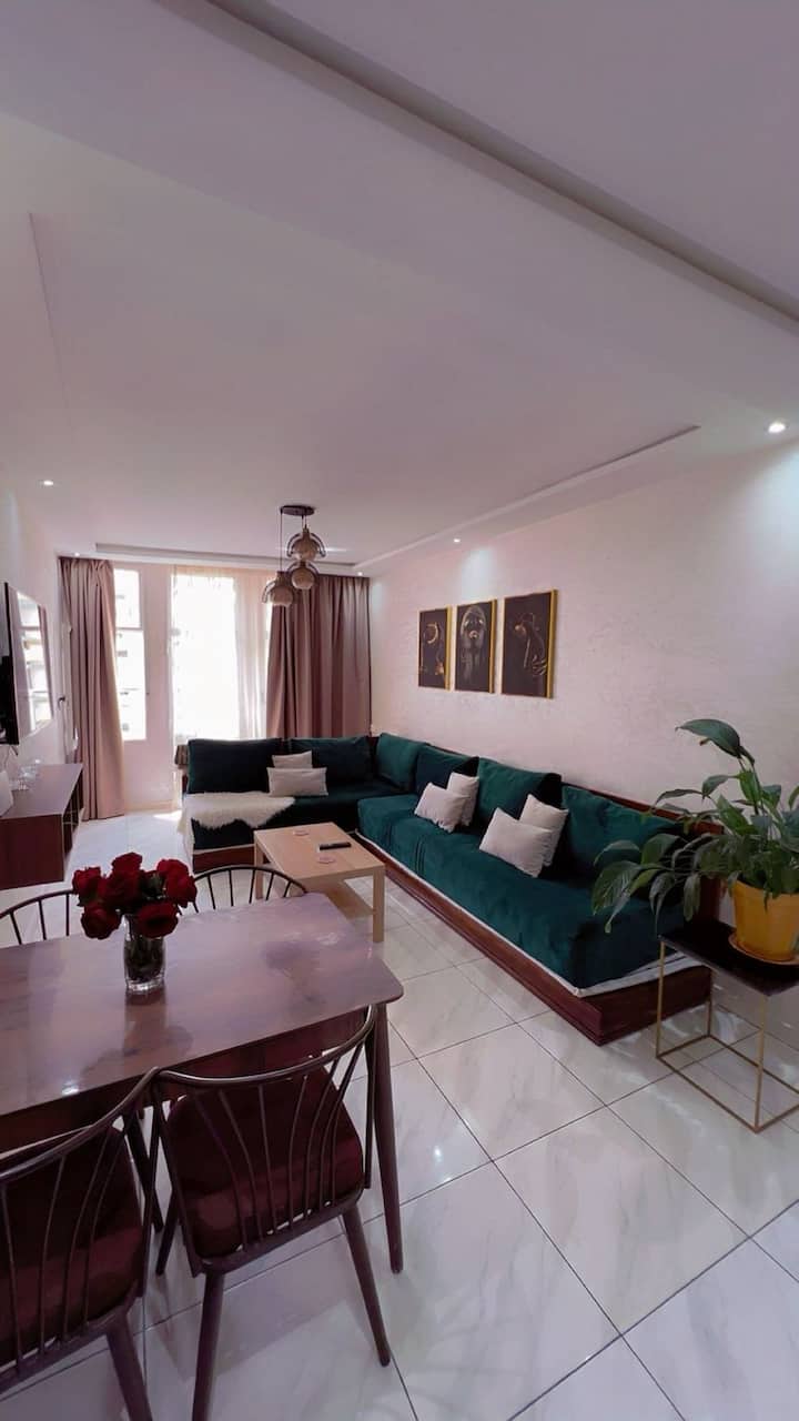 Apartment With Air Conditioning, 150m From Marina. - Tánger