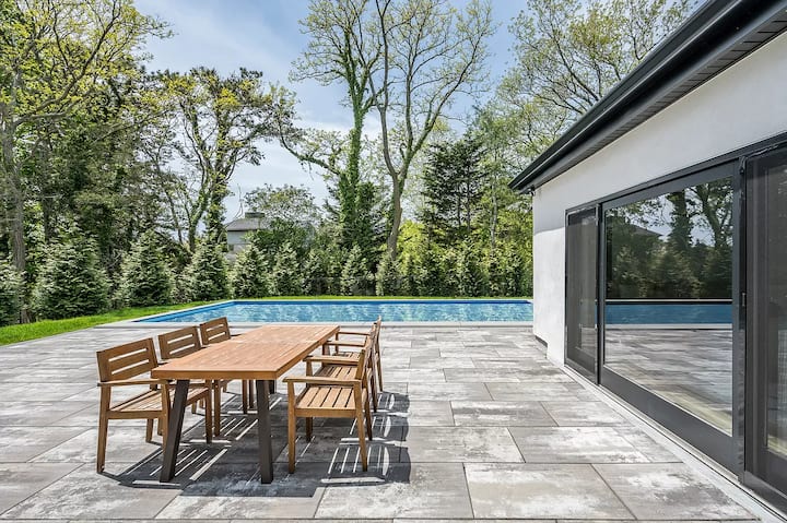 Us Open Basecamp | 8 Min Drive, Modern Retreat - Hampton Bays, NY
