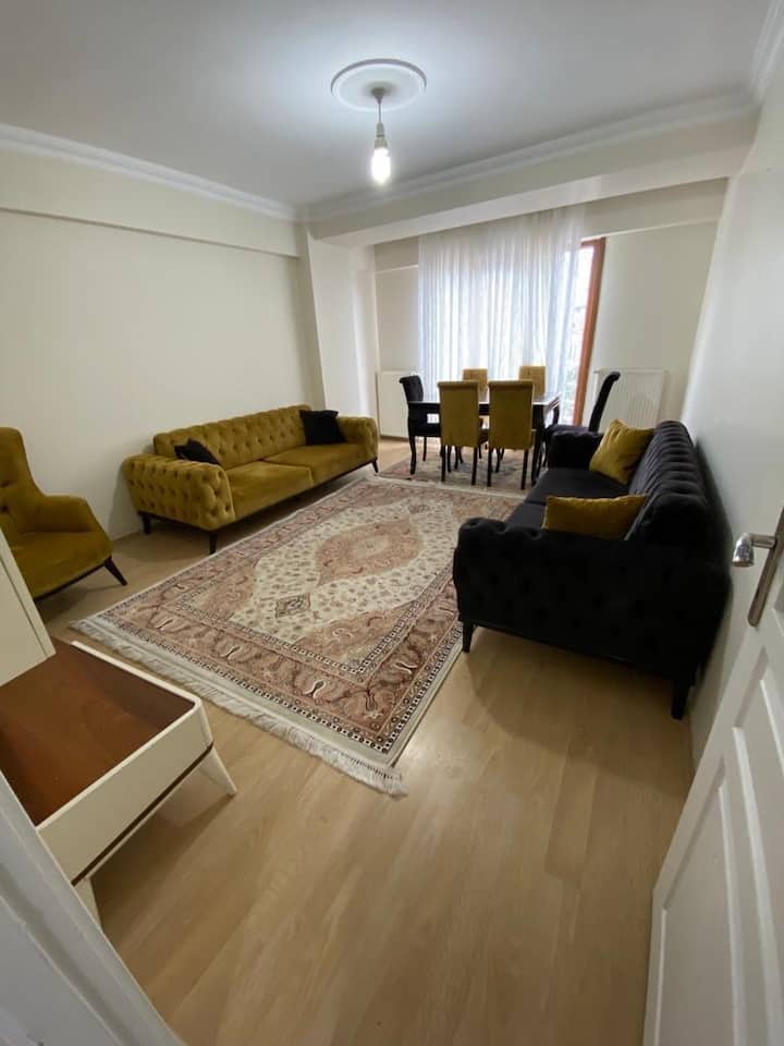Spacious 2br Family Home - Central Location - Zeytinburnu