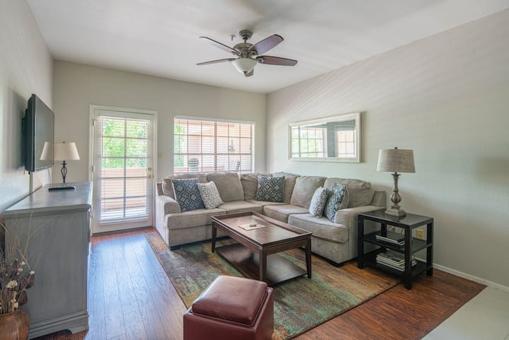 Retreat | 2br Condo In The Heart Of Scottsdale - Paradise Valley, AZ