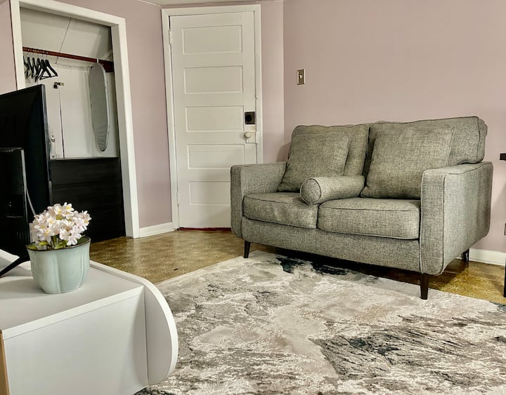 Private Room W/ Workspace, Fridge, And Microwave - Lodi, NJ