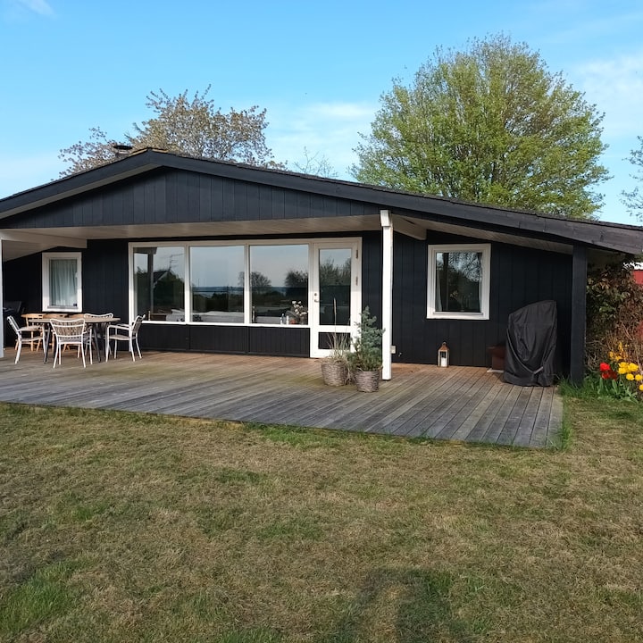 Sommerhus Med Stor Grund, Tæt På Skov Og Strand - Denmark