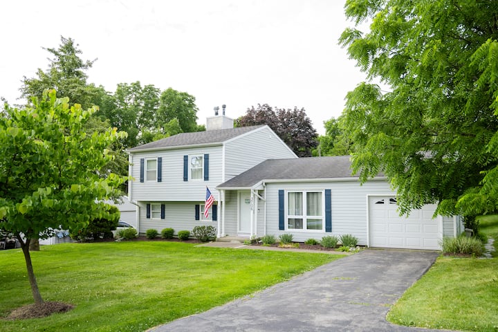 Canandaigua Lakeside Retreat - Canandaigua, NY