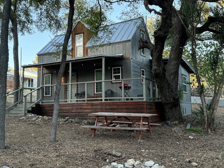 Charming Cottage Between Austin And San Antonio - San Marcos, TX