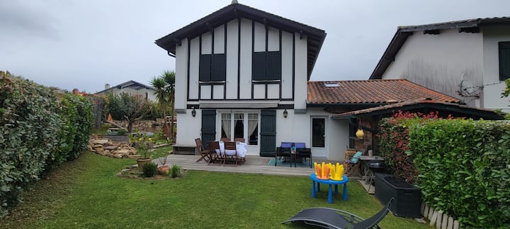 Maison Chaleureuse Et Familiale! - Urrugne