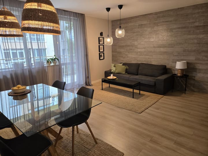 Dazzling Apartment Close To The Center - Varna