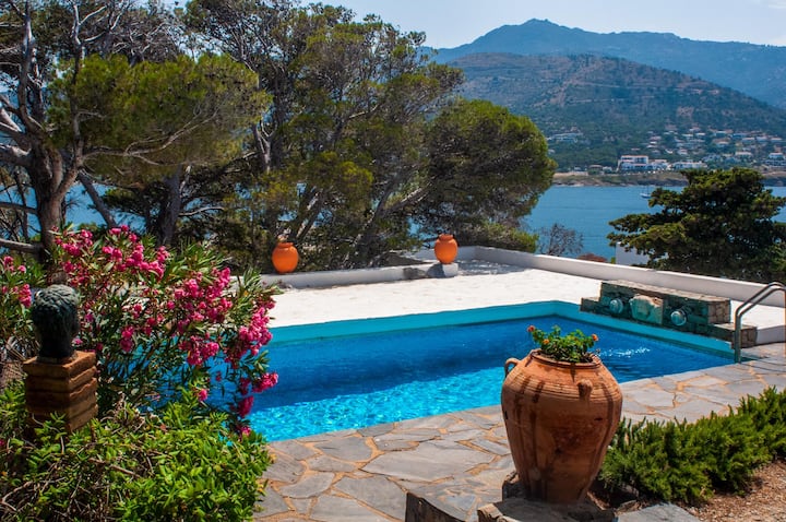 Increíble Villa En La Costa Brava - Cadaqués