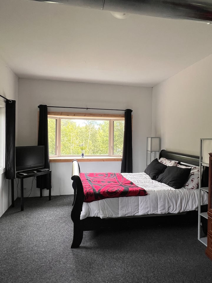 Red Retreat By Fort Seward Extended Stay - Haines, AK