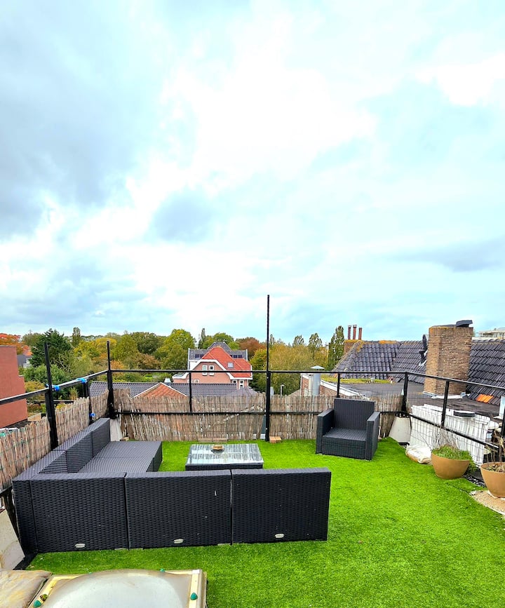 Schoon Ruim Centrum. Keukenhof-amsterdam-the Hague - Leiden