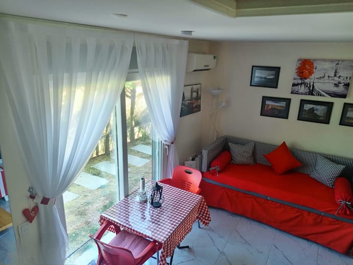 İZmir Urla Gülbahçede Bahçeli 1+1dublex Loft Villa - Barbaros
