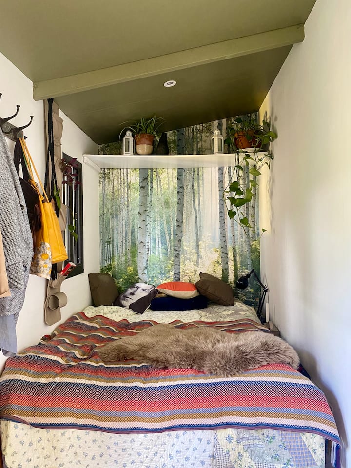 Cosy Private Back Garden Cabin - Brighton