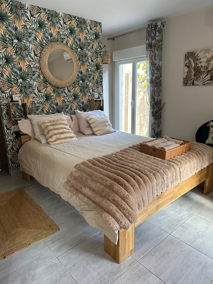 Charmant Petit Studio Au Style Tropical - Céret