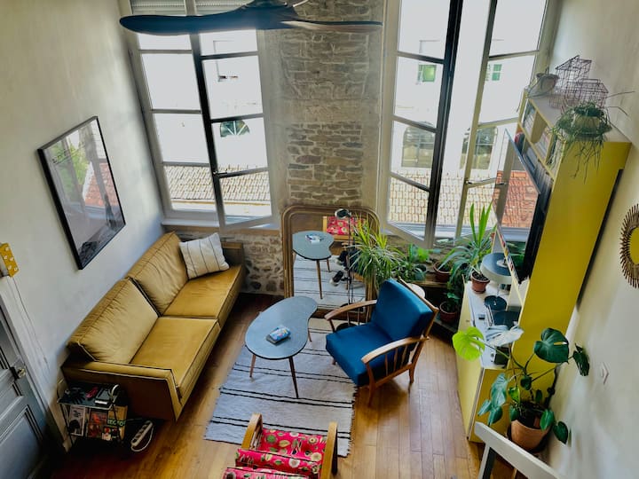 Lyon: Canut Au Coeur Des Pentes De La Croix Rousse - Lyon