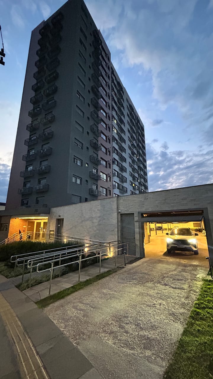 Apto Aconchegante Próx Shoppings - Porto Alegre