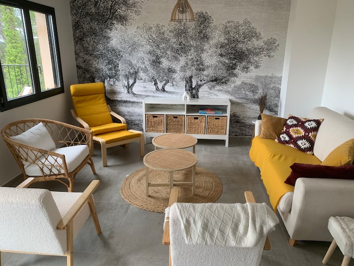 Appartement Avec Piscine. Saint-paul-en-forêt - Fayence