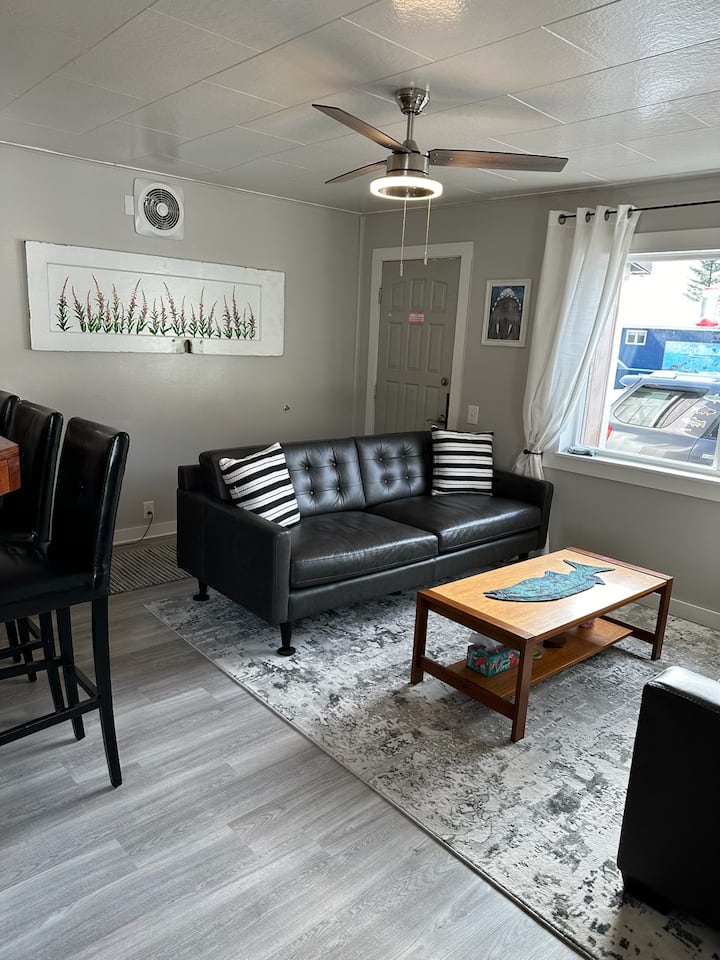 Cozy Seward Home, Peaceful Alaskan Experience - Alaska SeaLife Center, Seward