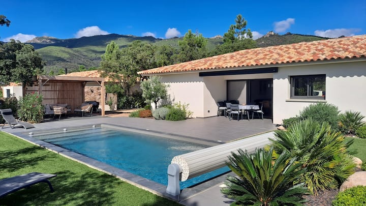 Porto-vecchio, Villa Avec Piscine, 8 Personnes - Korsika