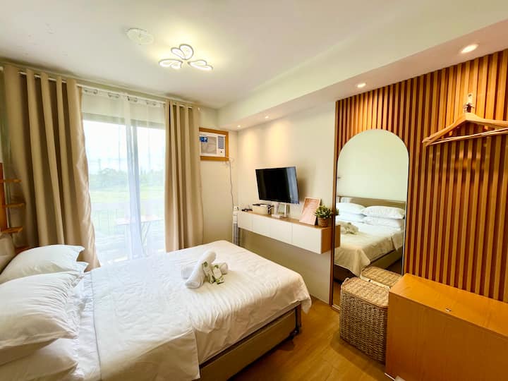 Casa Diana @ Pine Suites Tagaytay, Free Wi-fi - Tagaytay