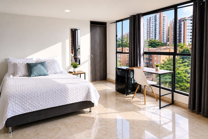Loft Con Vista A La Ciudad. - Medellin, Antioquia, Colombia