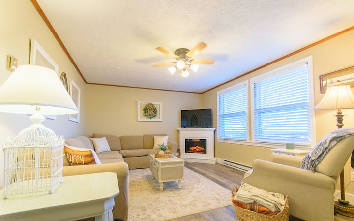 4 Bedrooms-  3 Mi To Downtown/asu - 분