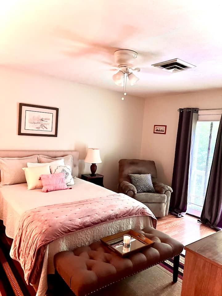 Ivy House - Lynchburg, VA