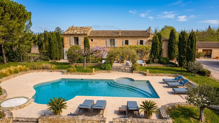 Mas Provençal Familial Au Pied Du Luberon - Cavaillon