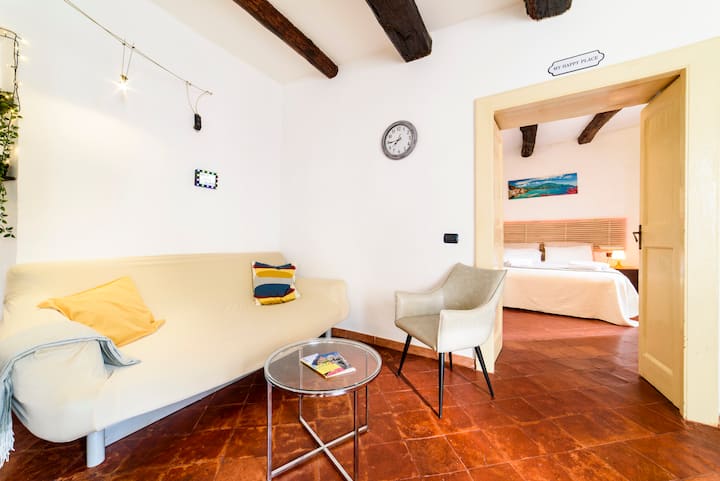 Finestre Sui Tetti-spacious,city Centre,beach100m - Salerne