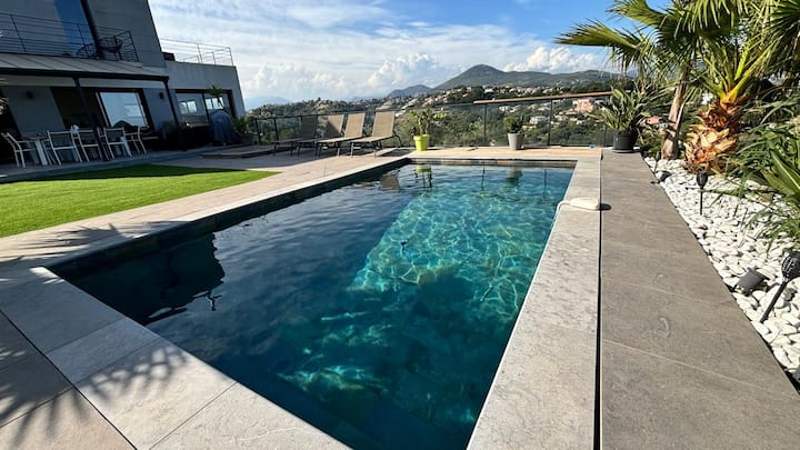 Luxury Villa Nice Hills – Piscine & Vue Mer - Nice