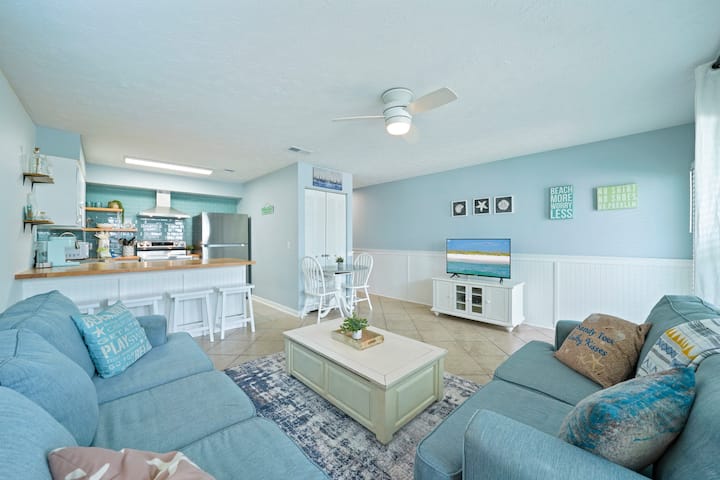 Southwind #J2| Updated Ground Floor Beach Condo - Panama City Beach, FL