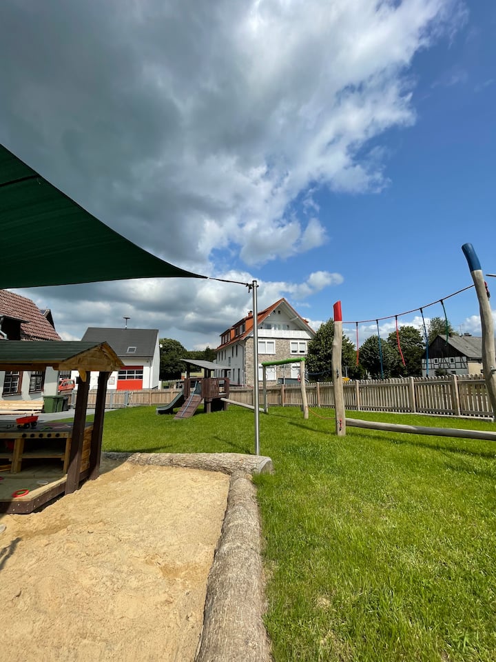 Family-fun: Playground, Cinema And Late Checkout - Diemelsee