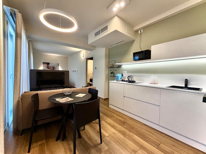 A1 - Appartamento Nuovo E Luminoso - A&g Suites - Parma