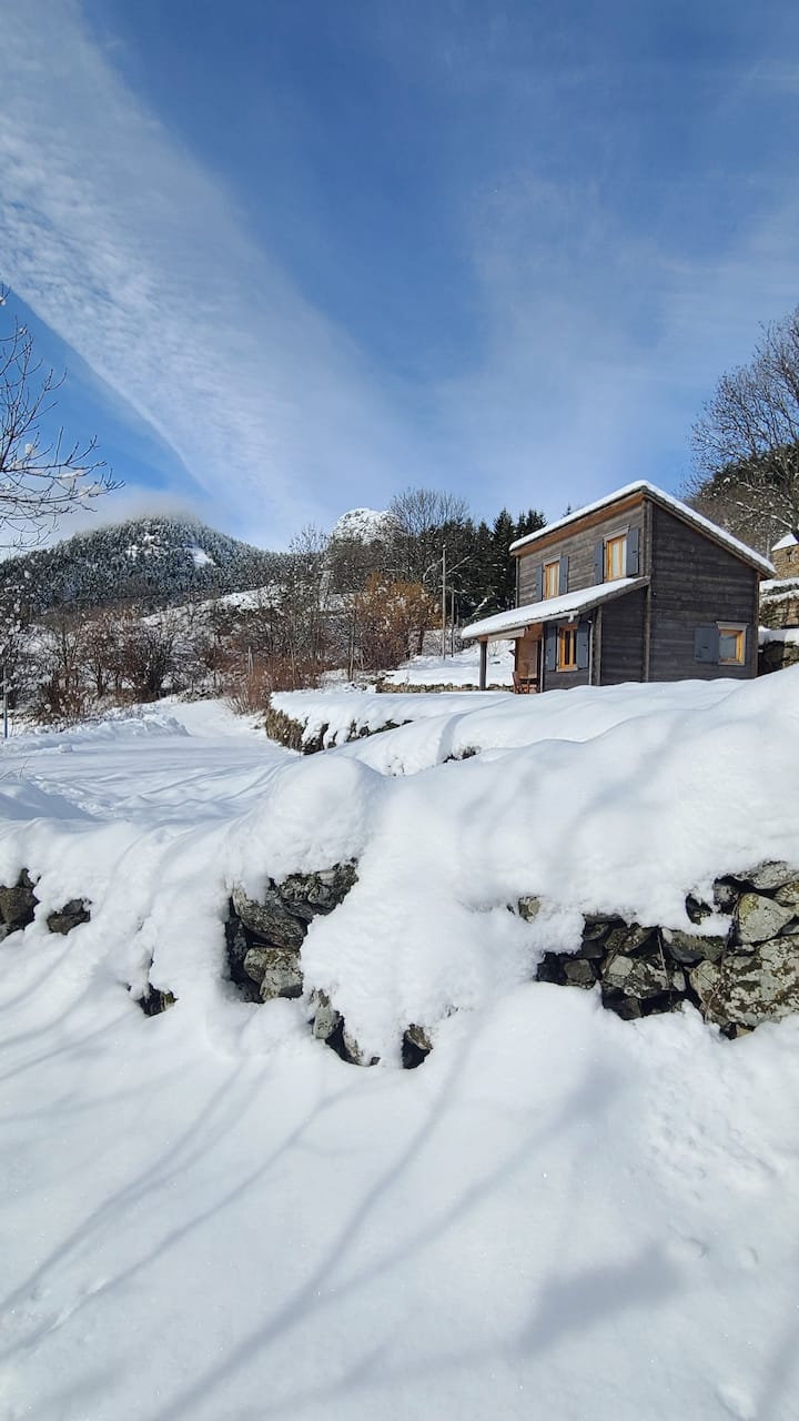 Chalet Au Pied Du Mézenc Et Du Gerbier - Ardèche