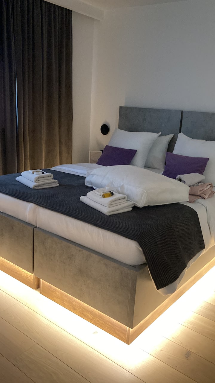 Lovely One Bedroom Apartment With Free Parking - Sarajevo