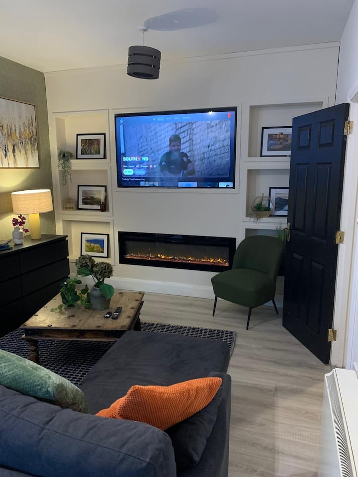 Popular Central, Wi-fi, Sleeps 4/6 Parking - Portrush