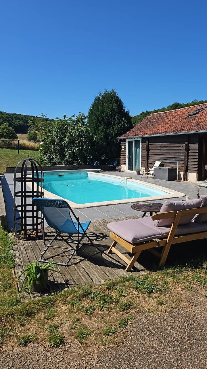 Charmant Logement Avec Piscine à La Campagne - Nièvre