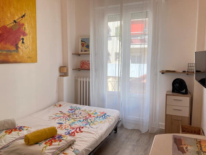 Studio Calme Centre Ville, Proche De Tout - Nizza