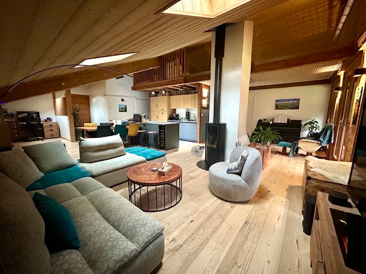 Appartement Neuf, Dans Chalet Traditionnel - Le Chinaillon