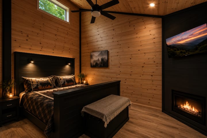 Romantic Smoky Mountain Getaway Blackbear Lodge - Cosby, TN