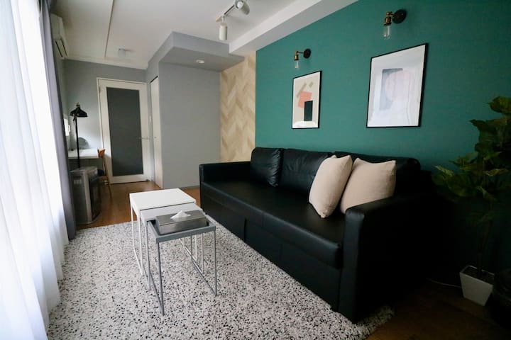 Glass資生館/ C(double+ex.1)/最大3名/すすきの駅徒歩4分/プロジェクター付き - Hokkaido