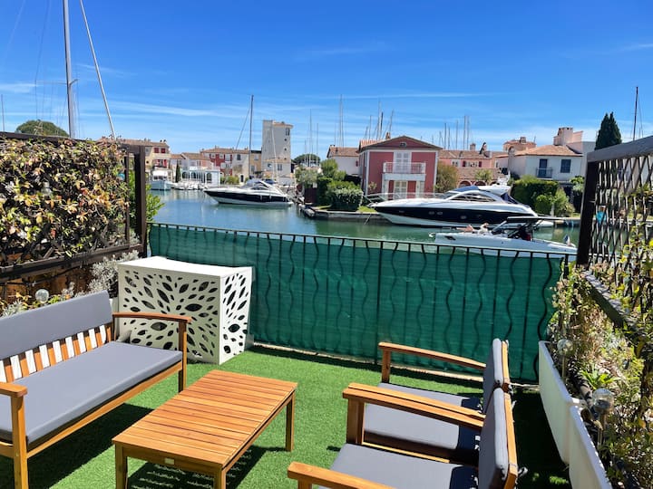 Deux Pièces Avec Terrasse Et Garage - Grimaud
