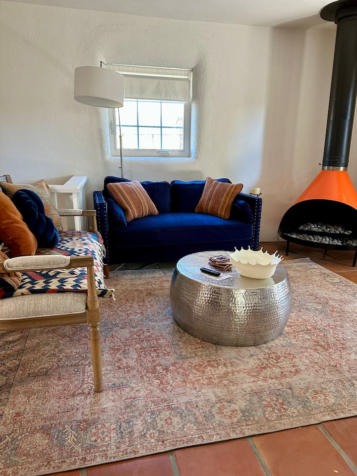 Hip Vintage Adobe-near Railyard & Plaza - Santa Fe, NM