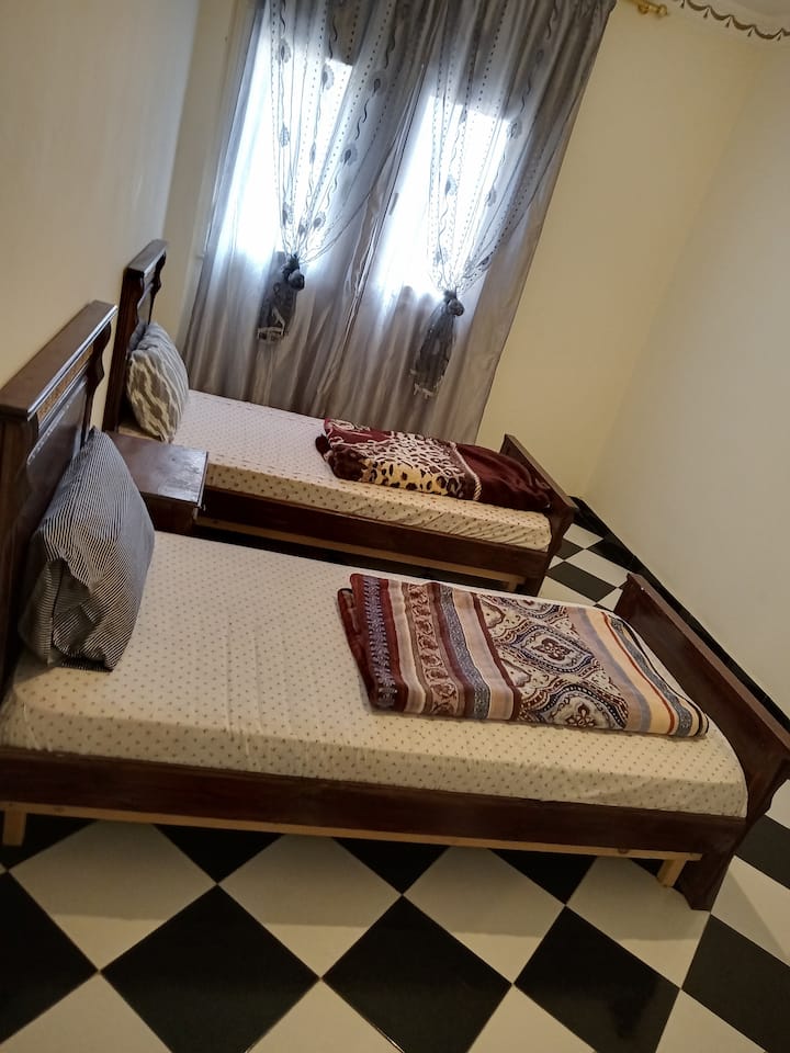 Die Wohnung Ist Im Ersten Stock - Nador