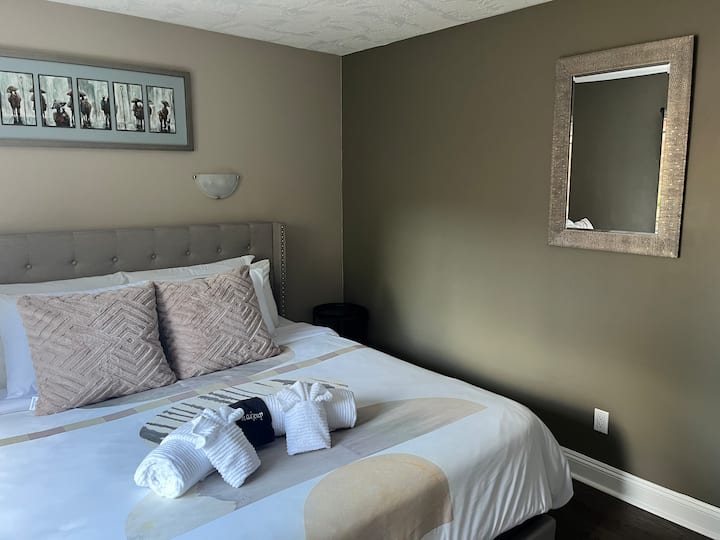 Clean And Cozy 2 Bedroom Suite With Free Parking. - Cowichan Bay