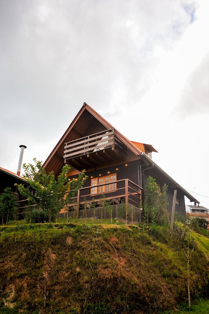 Chalé Alpino Com Lareira Em Campos Do Jordão - Campos do Jordão