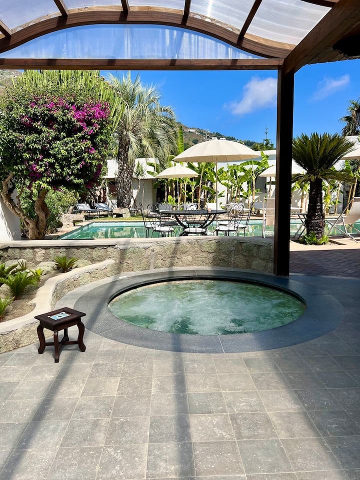 "Casetta Africa" Con Piscina E Idromassaggio - Forio