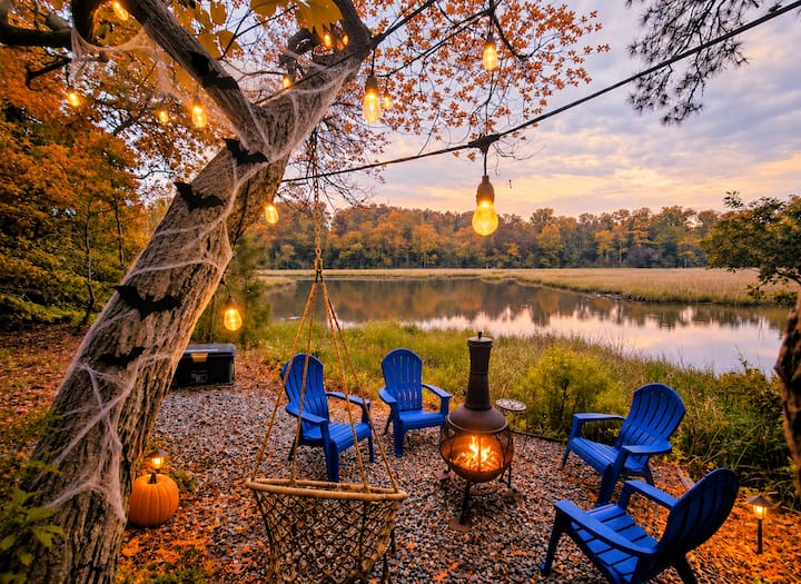 Halloween Hideaway - Waterfront & Firepits - Chesapeake Bay