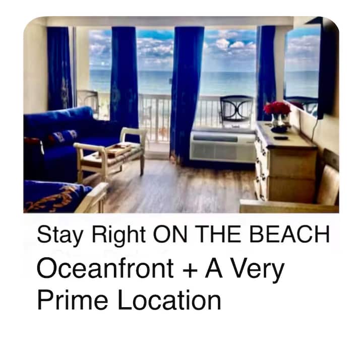 A Couples Retreat Stay Right On Daytona Beach - 戴通納海灘