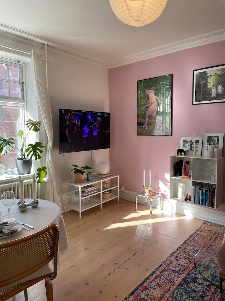 Cosy Apartment With Balcony In Vesterbro - Copenhagen Airport (CPH)