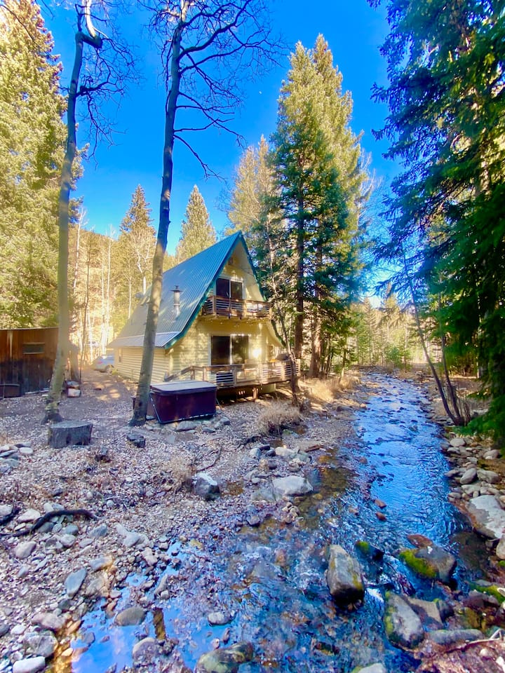 Lazy-me ~ A Magical, Creek-front Cabin W/ Hot Tub! - Colorado